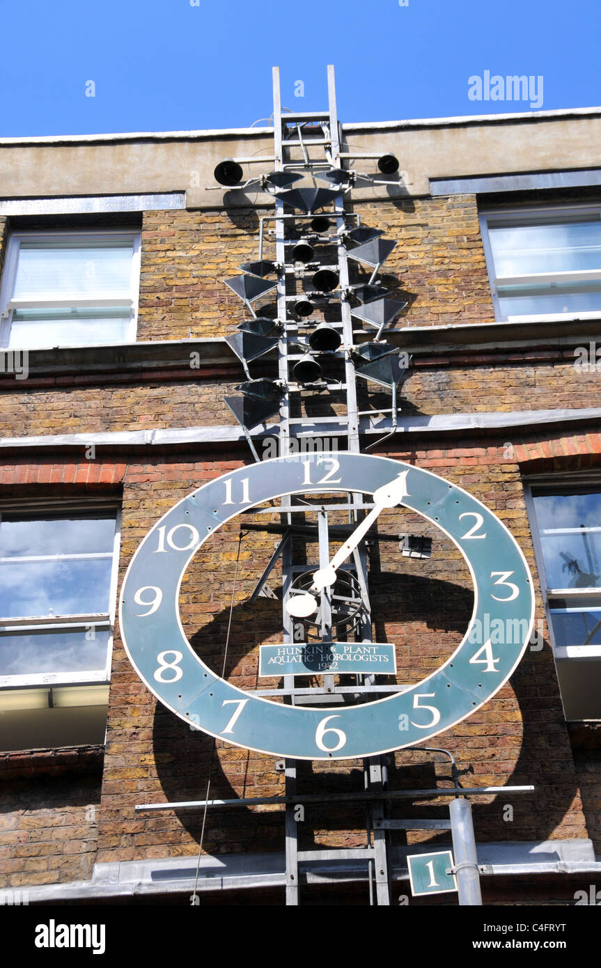 Tim hunkin hi-res stock photography and images - Alamy