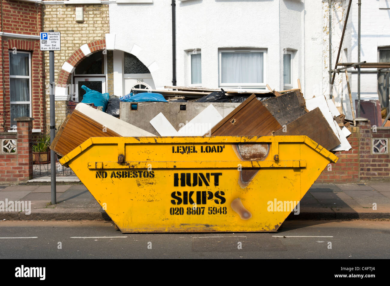 Yellow Skip Stock Photos & Yellow Skip Stock Images - Alamy
