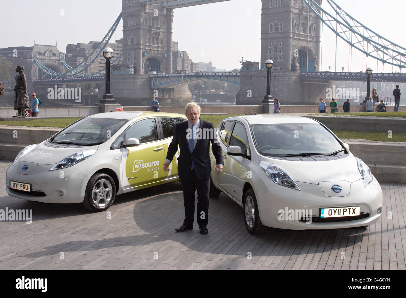 Boris johnson car hi-res stock photography and images - Alamy