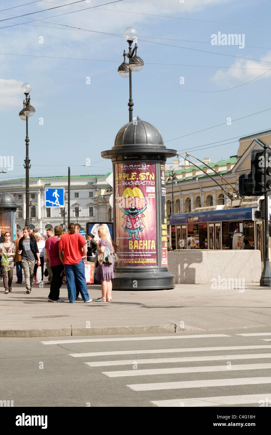 Russia , St Petersburg , Nevskiy Prospekt , busy street scene with ...