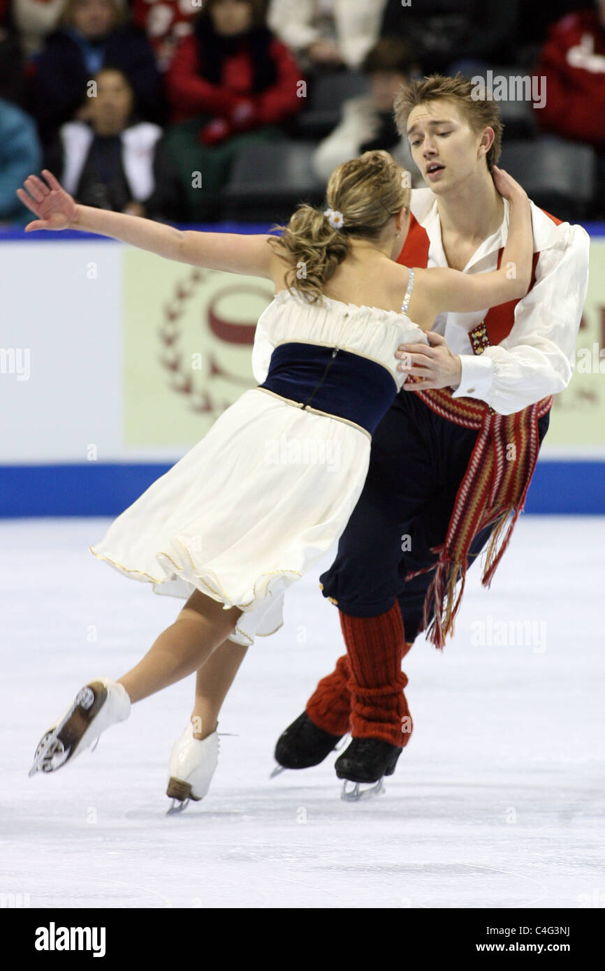 Figure skating karen routhier eric saucke lacelle athlete hi-res stock ...