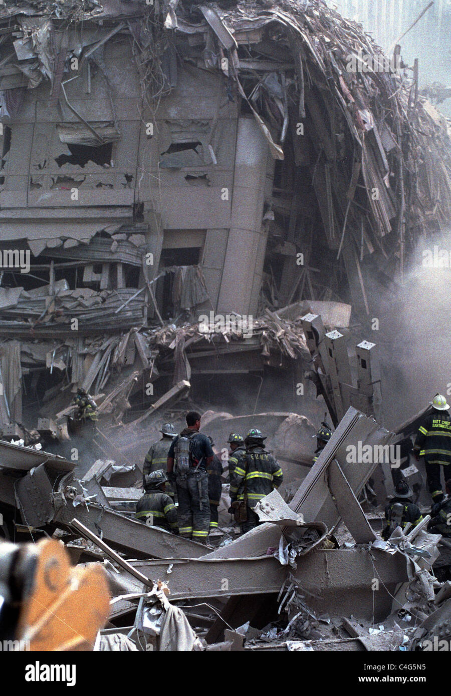 World trade center wtc collapse hi-res stock photography and images - Alamy