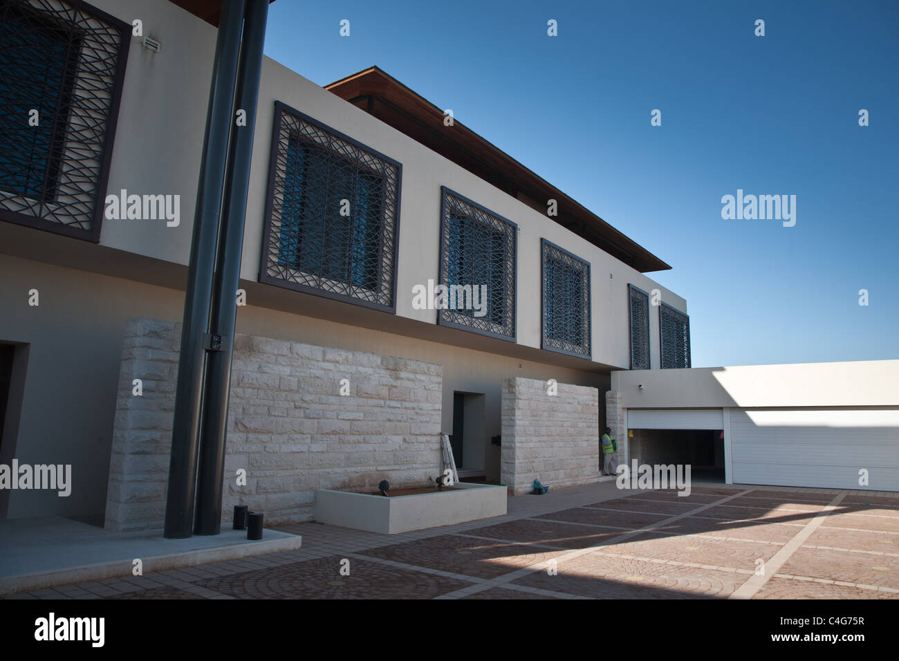 Al Gurm Abu Dhabi affluent expensive housing UAE Stock Photo - Alamy