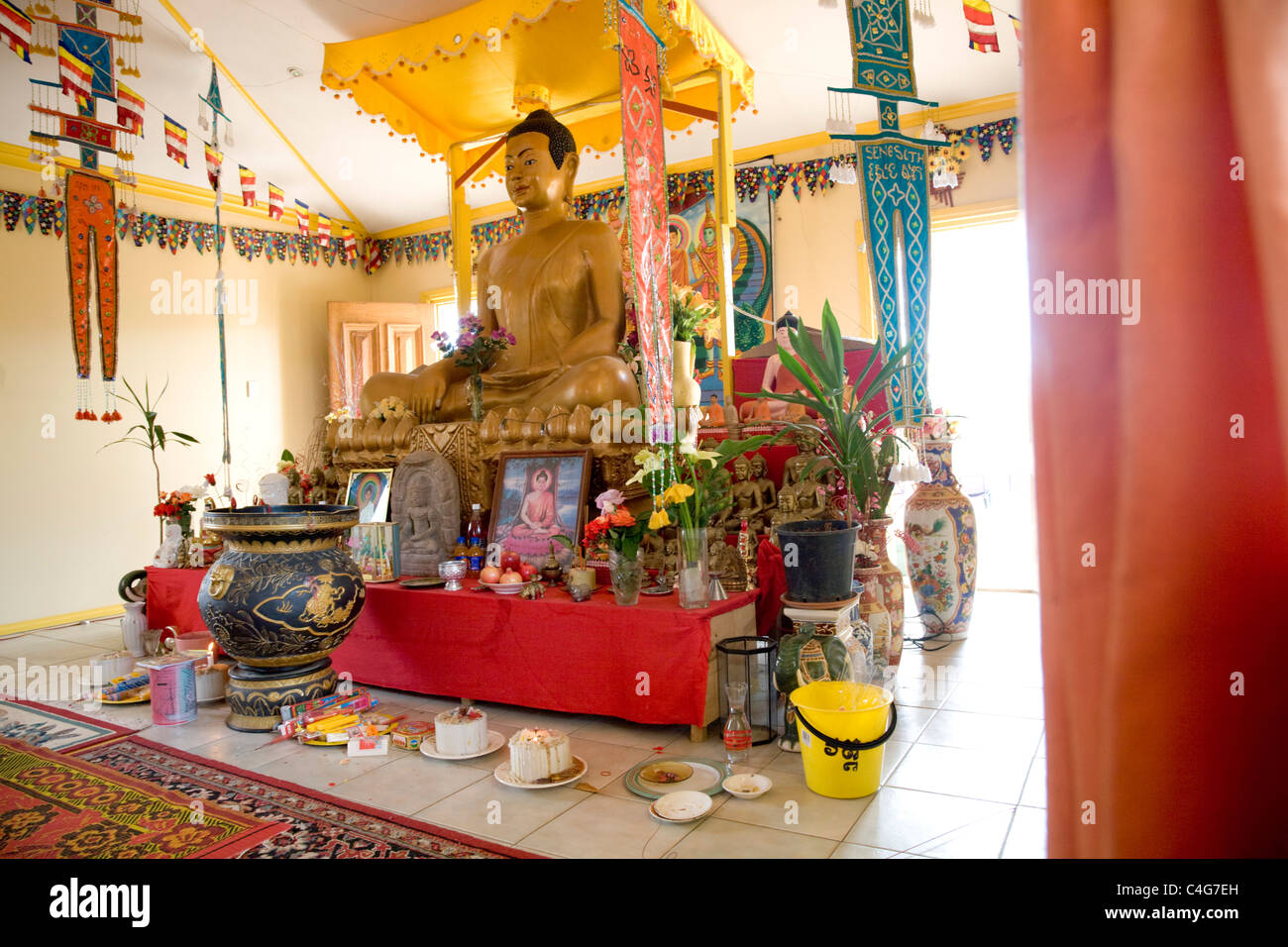 Buddha temple australia buddhism hi-res stock photography and images ...