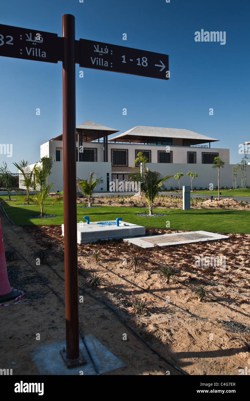 Al Gurm Abu Dhabi affluent expensive housing UAE Stock Photo - Alamy