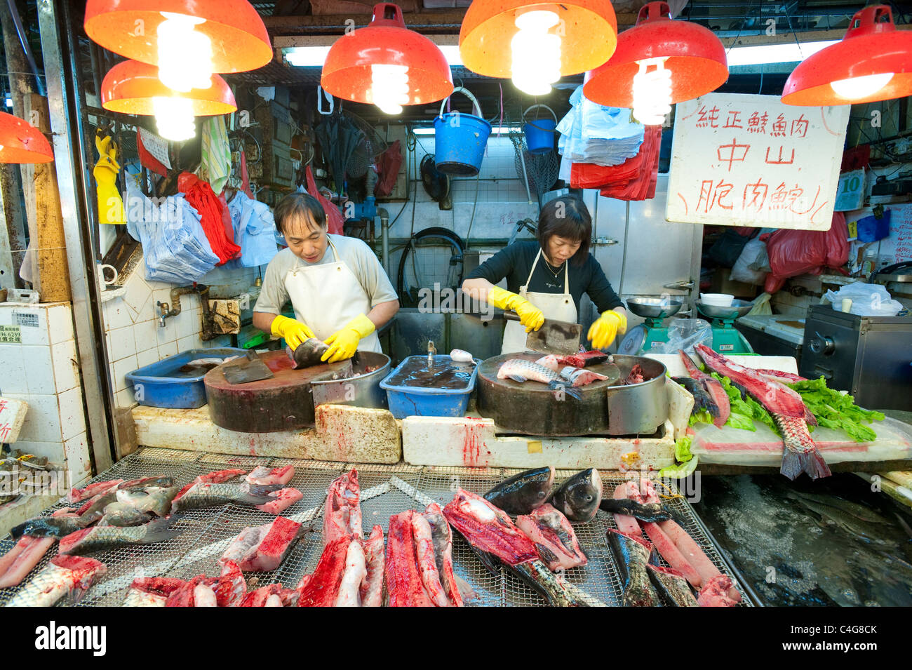 Indoor fish market in mongkok hi-res stock photography and images - Alamy