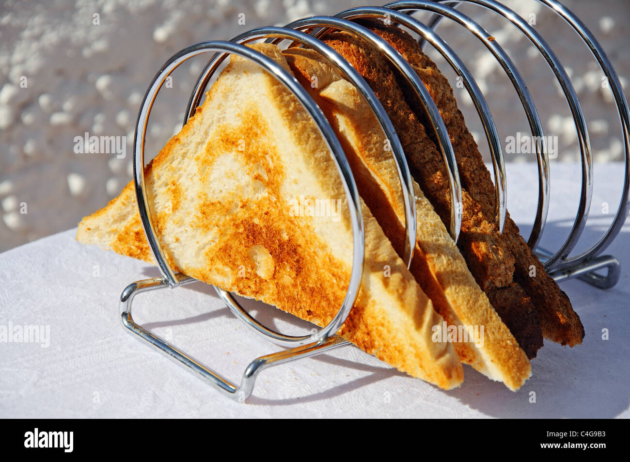 Slice of toast half hi-res stock photography and images - Alamy