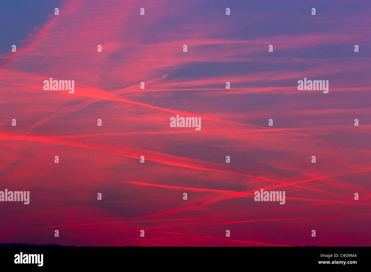 Pink Jet Sky Trails High Resolution Stock Photography and Images - Alamy