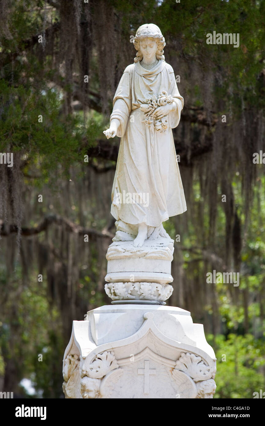 Bonaventure cemetery hi-res stock photography and images - Alamy