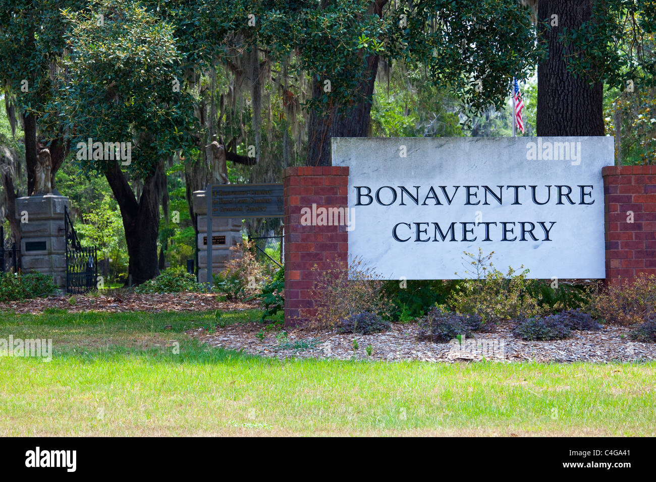 Bonaventure Cemetery, Savannah, Georgia Stock Photo - Alamy