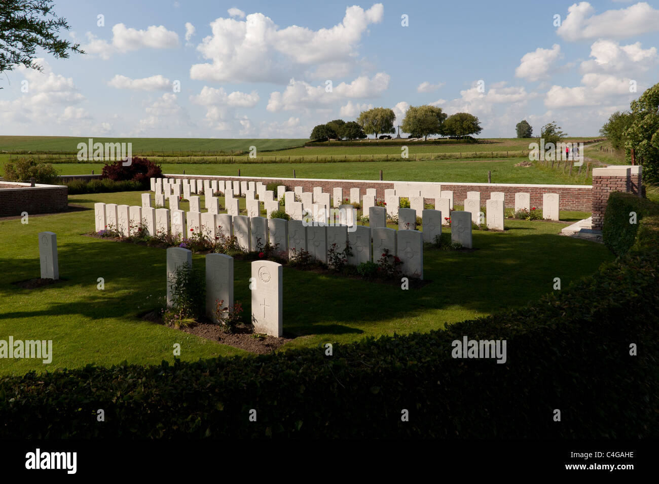 Mud Corner cemetery, British war graves, near Ploegsteert Wood in ...