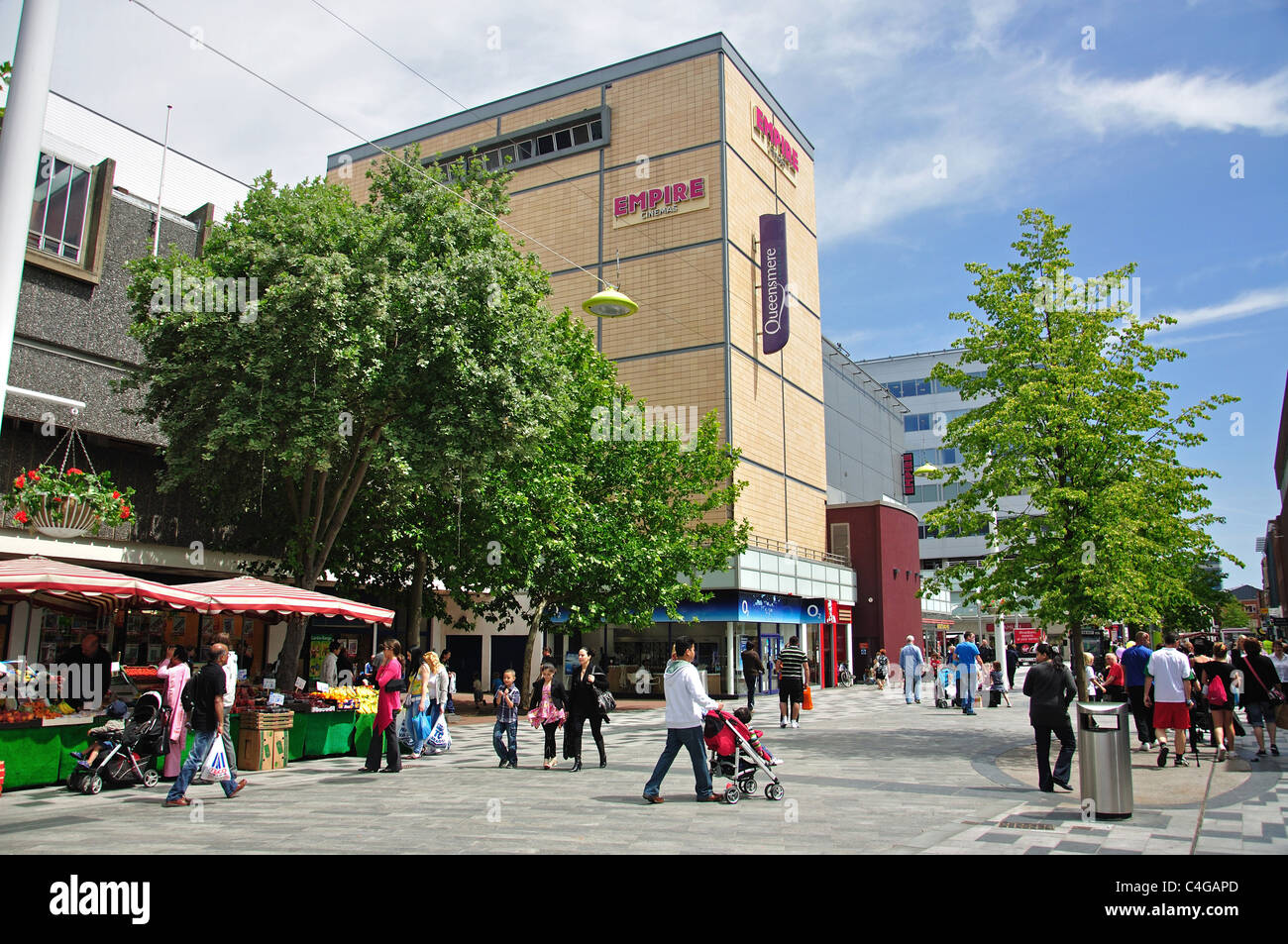 Pedestrianised High Street, Slough, Berkshire, England, United Kingdom ...