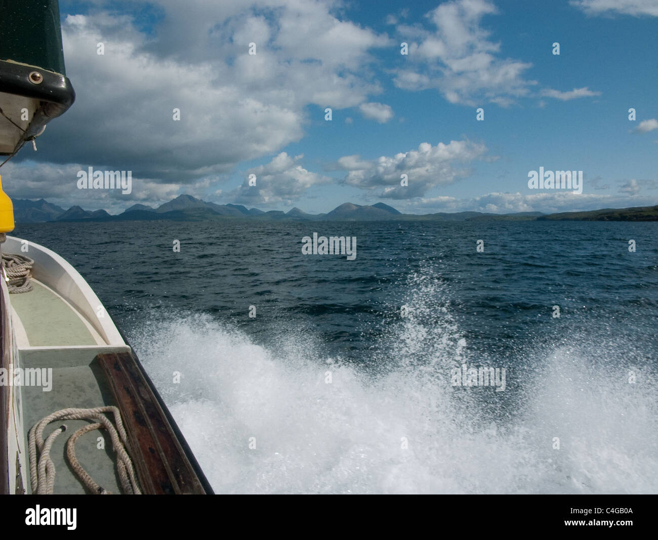 Spray boat hi-res stock photography and images - Alamy
