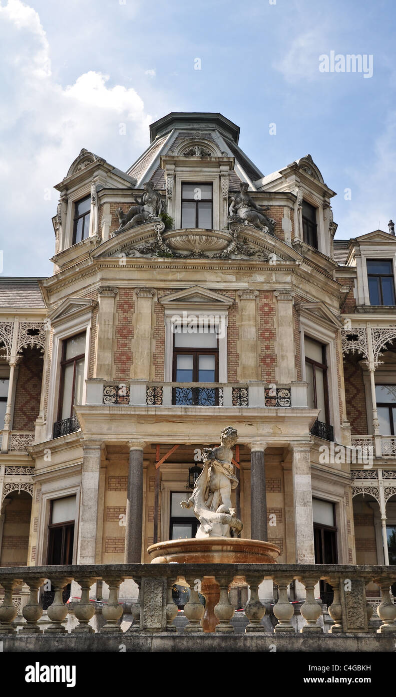 Austrian country manor house hi-res stock photography and images - Alamy