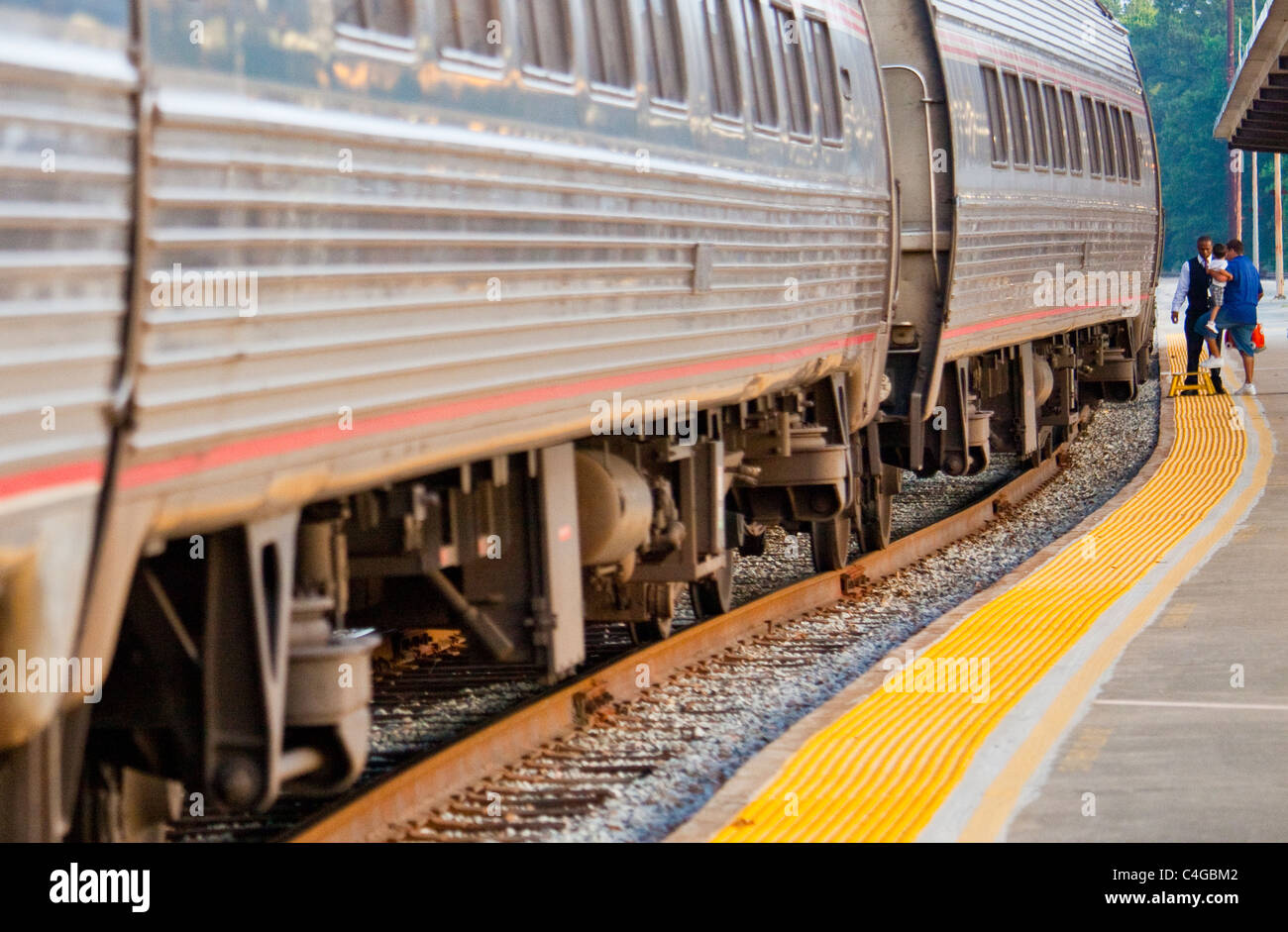 Amtrak Railway Station in Savannah, Georgia Stock Photo - Alamy