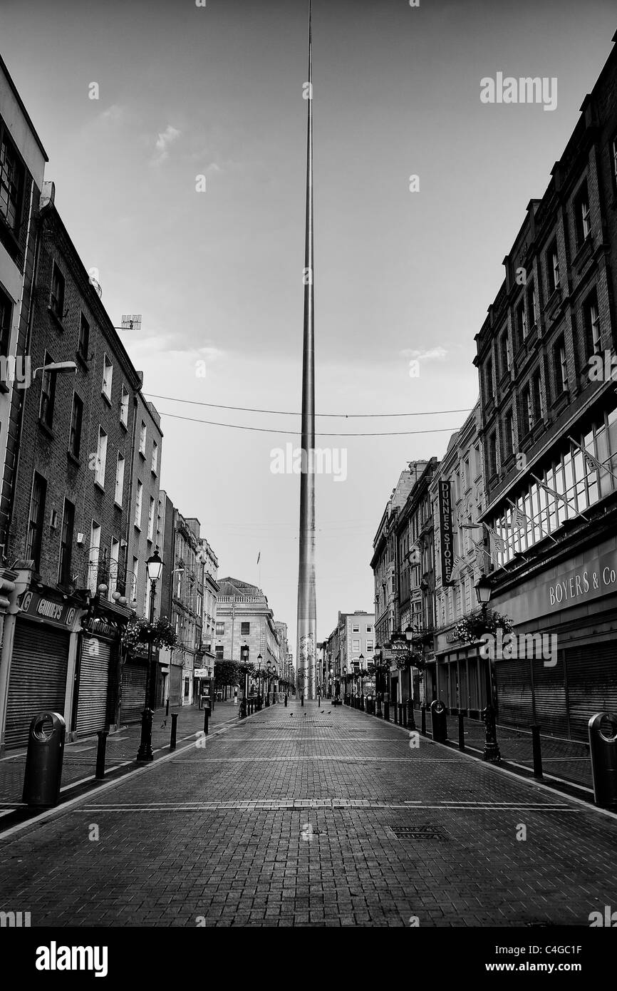 Elongated base Black and White Stock Photos & Images - Alamy