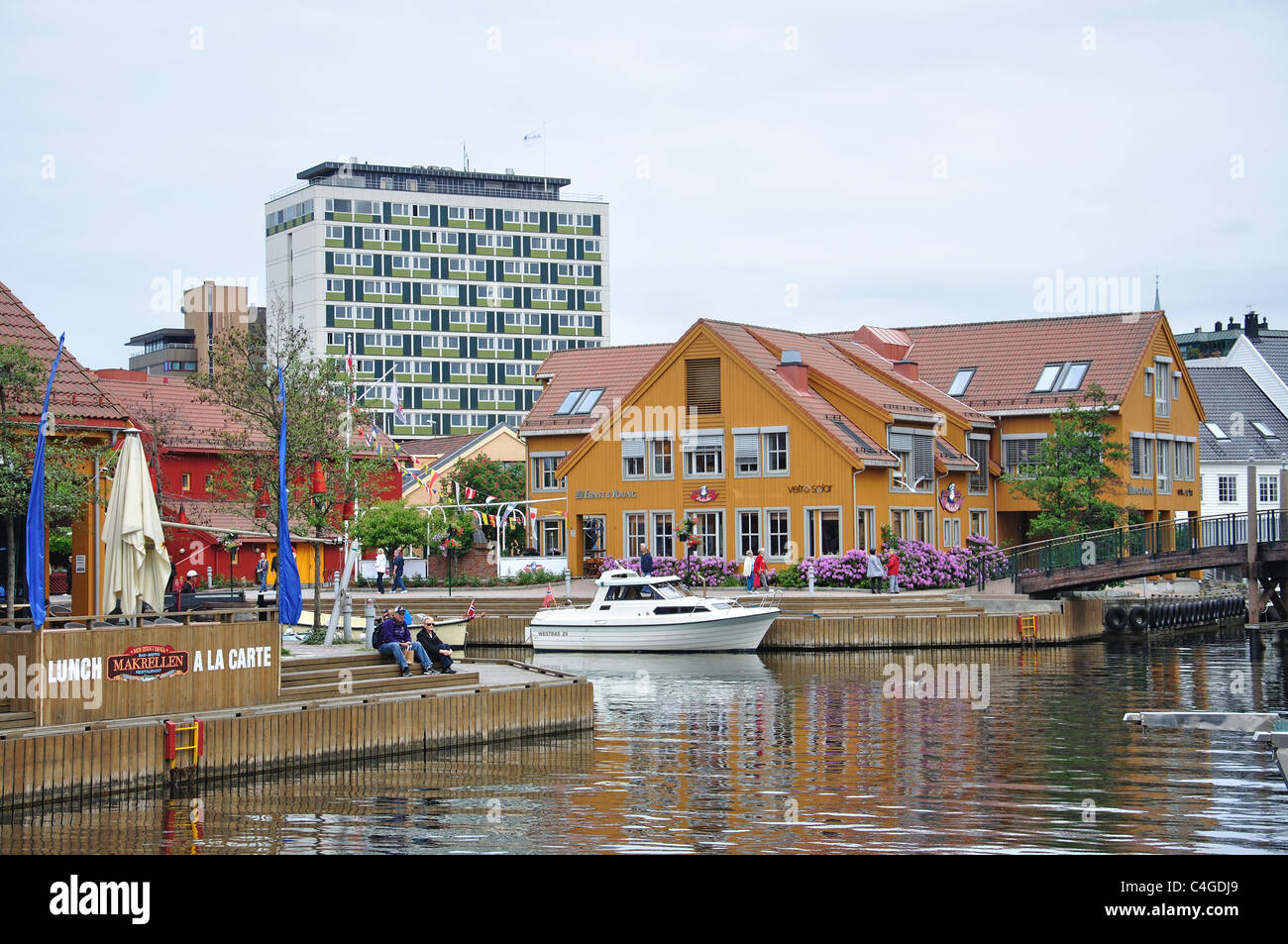Pieder Ro Restaurant in Fish Market (Fiskebrygga), Gravane ...
