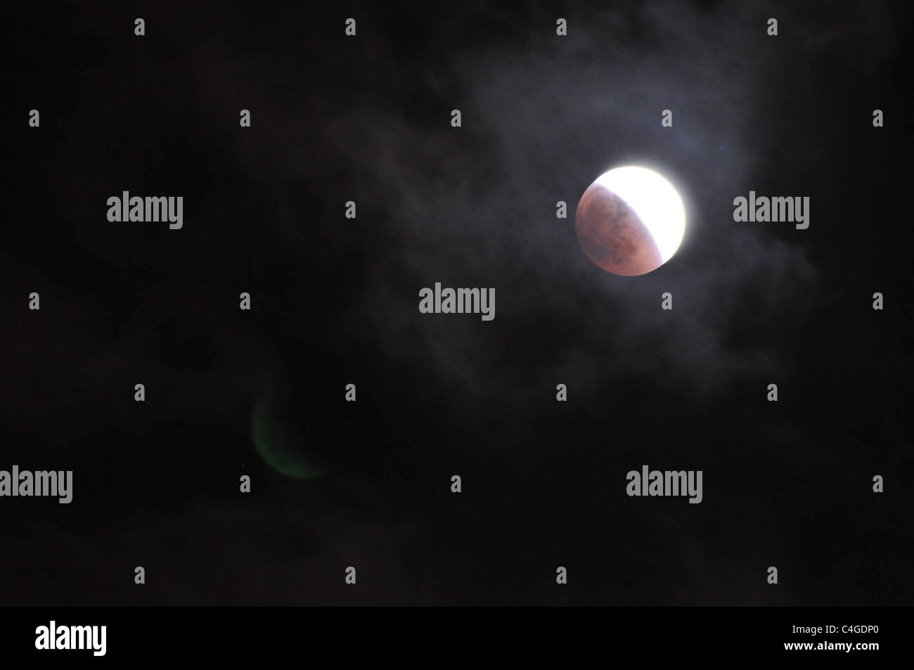 The lunar eclipse hi-res stock photography and images - Alamy