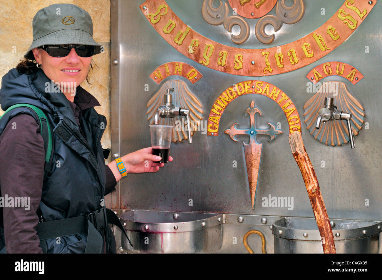 Wine fountain hi-res stock photography and images - Alamy