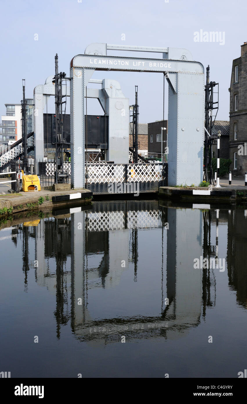 Union bridge cities hi-res stock photography and images - Alamy