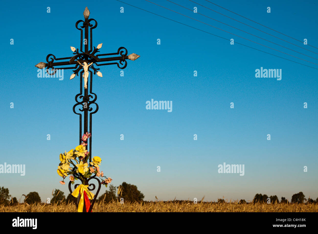 Cross of jesus christ field hi-res stock photography and images - Alamy