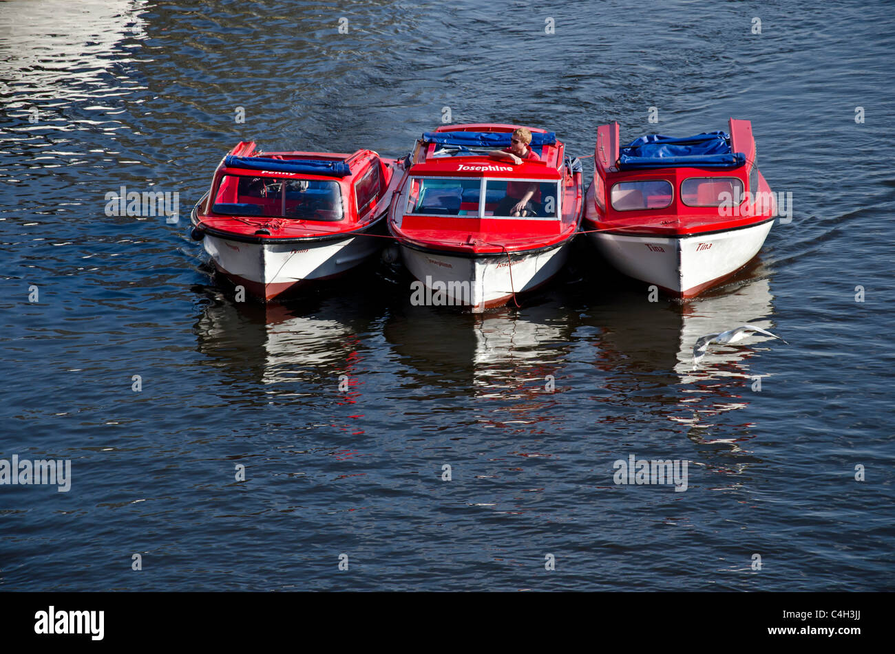 3 boats together hi-res stock photography and images - Alamy