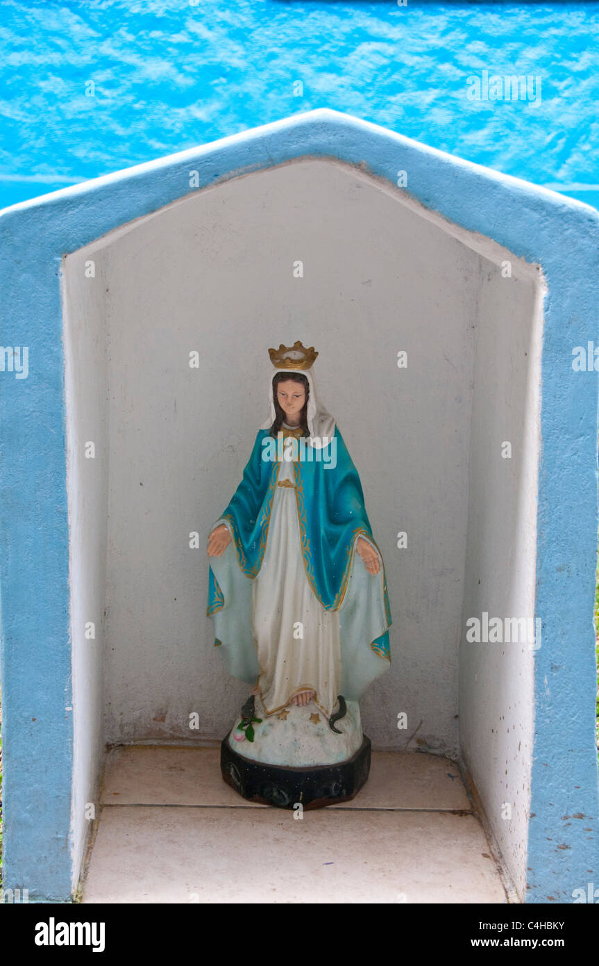 Virgin Marie statue Escazu Costa Rica Stock Photo - Alamy