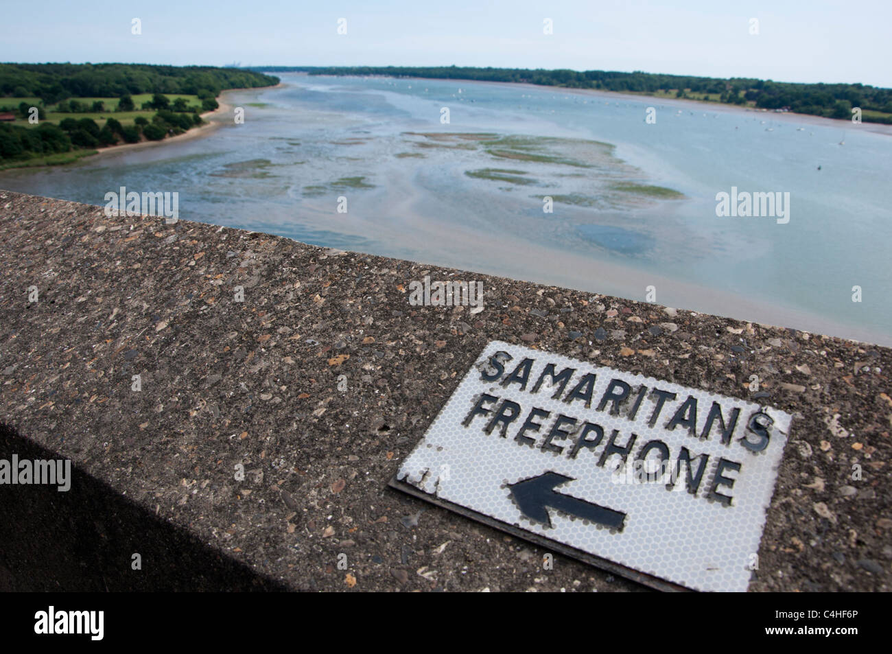 Samaritans sign hi-res stock photography and images - Alamy