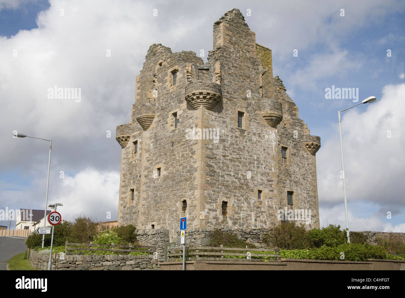 Third floor bartizans corner towers hi-res stock photography and images ...
