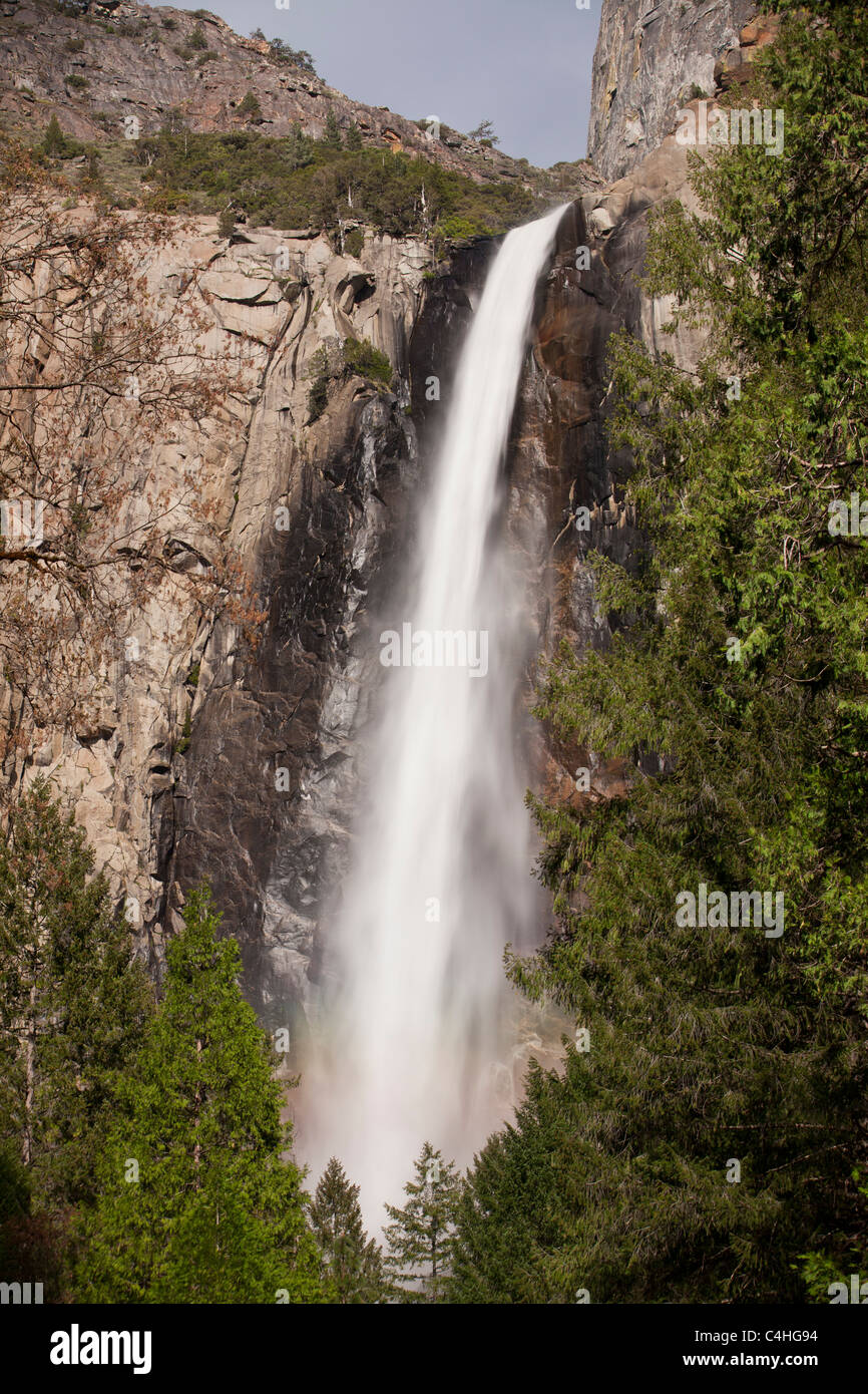 Yosemite National Park US waterfalls Bridalveil Falls silky spring full ...