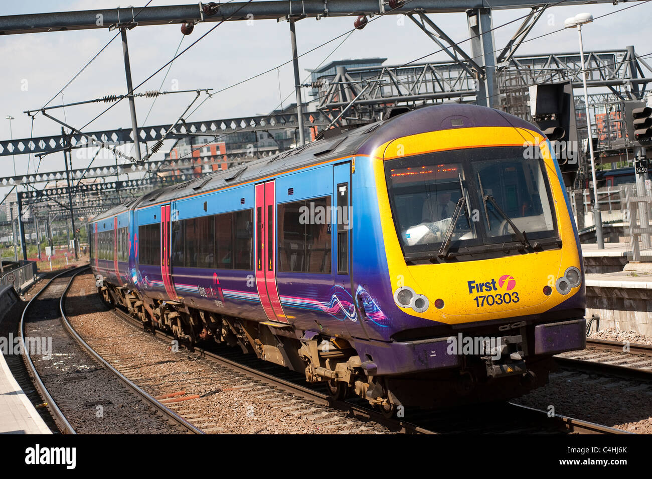 Class 170 turbostar train in First Transpennine Express livery arriving ...
