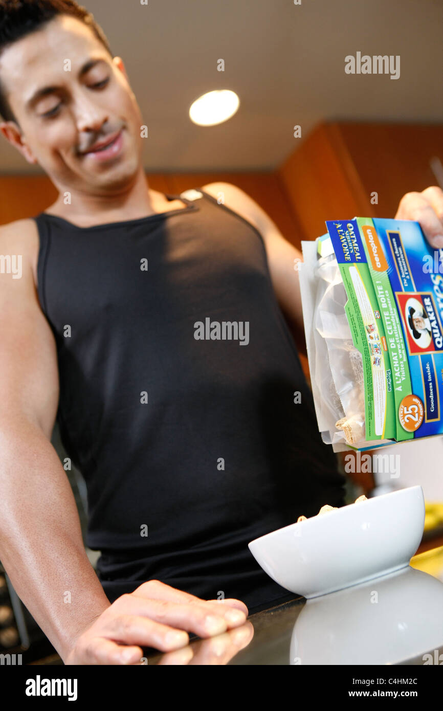 man eating healthy Stock Photo - Alamy