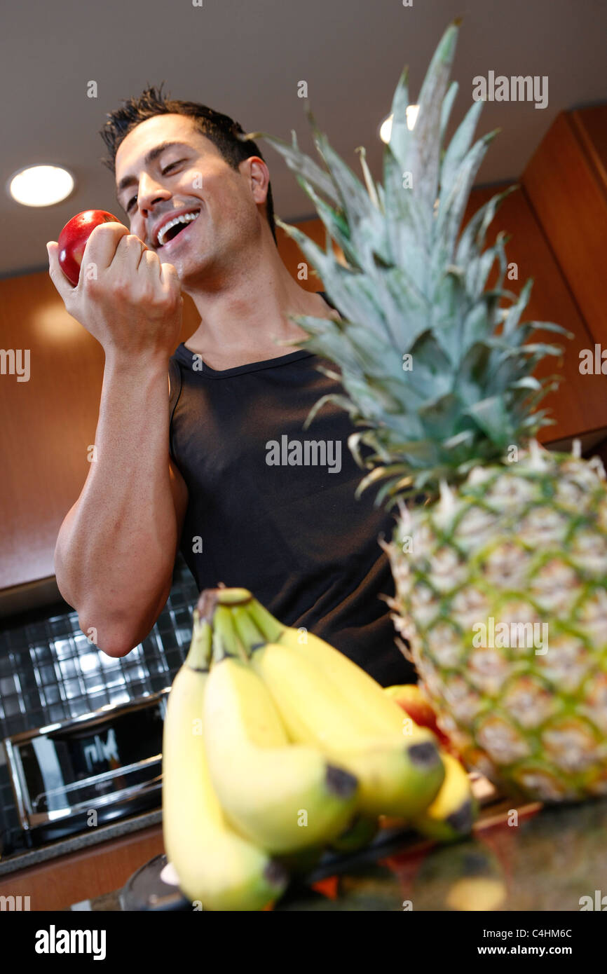 man eating healthy Stock Photo - Alamy