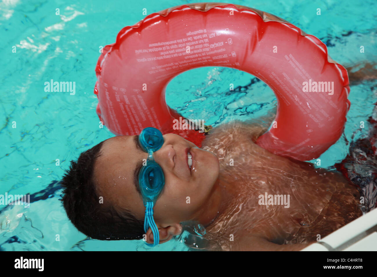 Boy rubber bands hi-res stock photography and images - Alamy