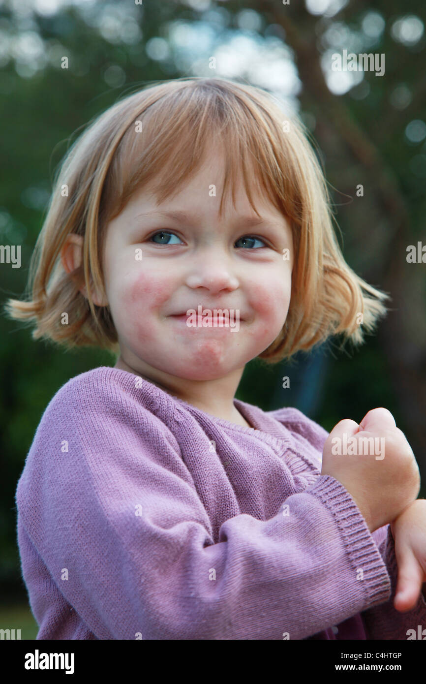 Head & shoulder portrait of a toddler Stock Photo - Alamy