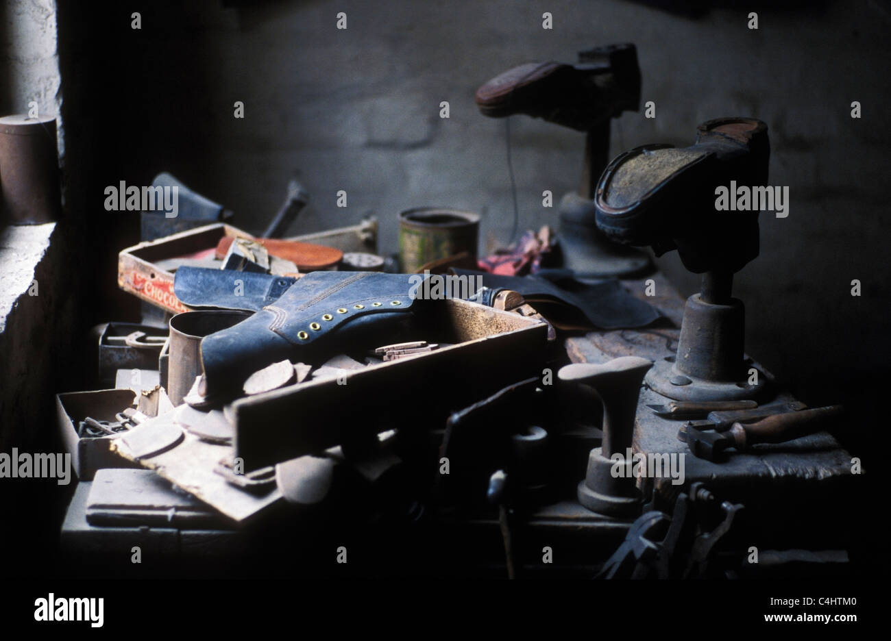 Cobbler s workbench Blists Hill Victorian Town Ironbridge Gorge Museum ...