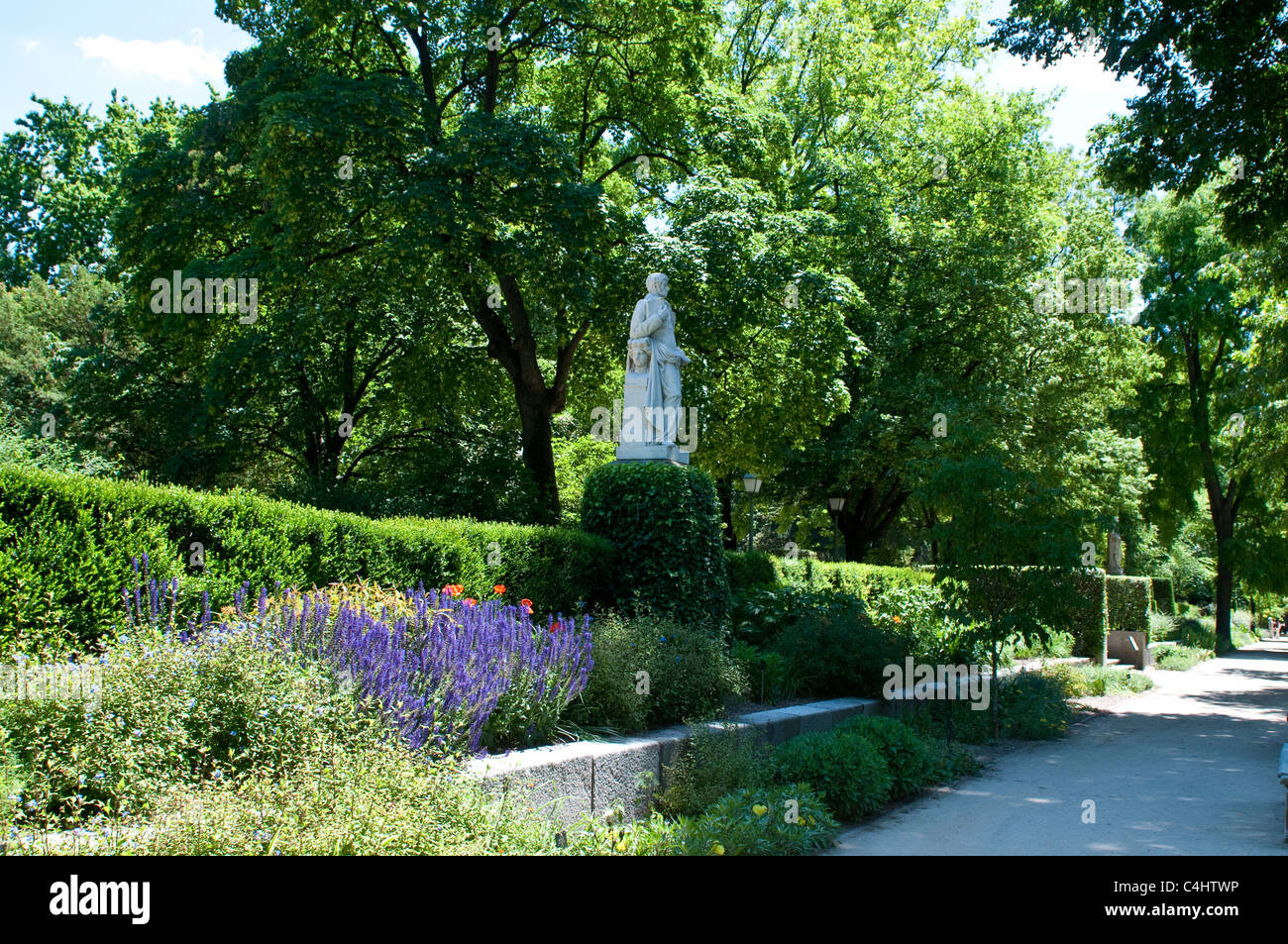 Botanical garden spanish jardin botanico hi-res stock photography and ...