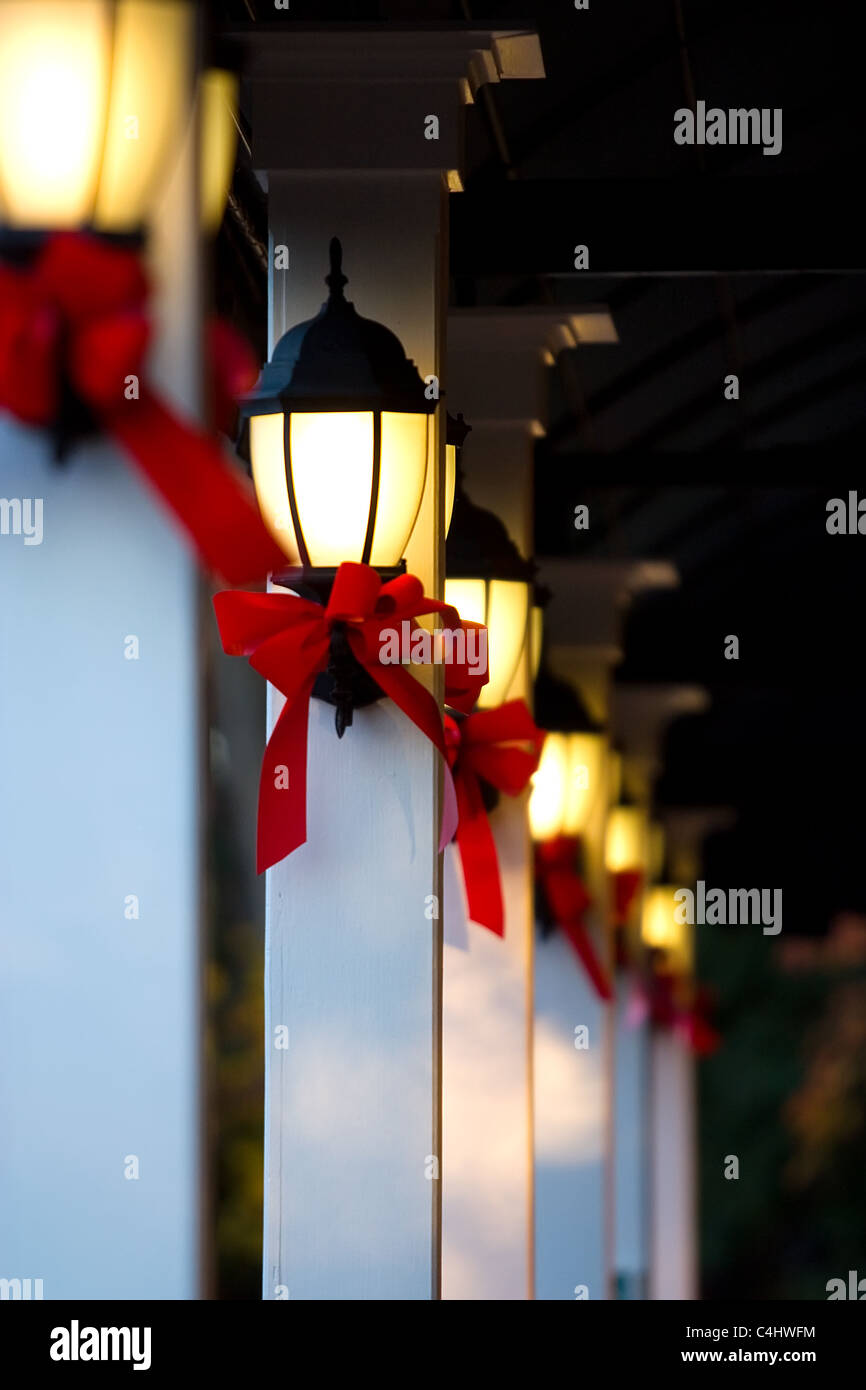 Decorated lamp posts hi-res stock photography and images - Alamy