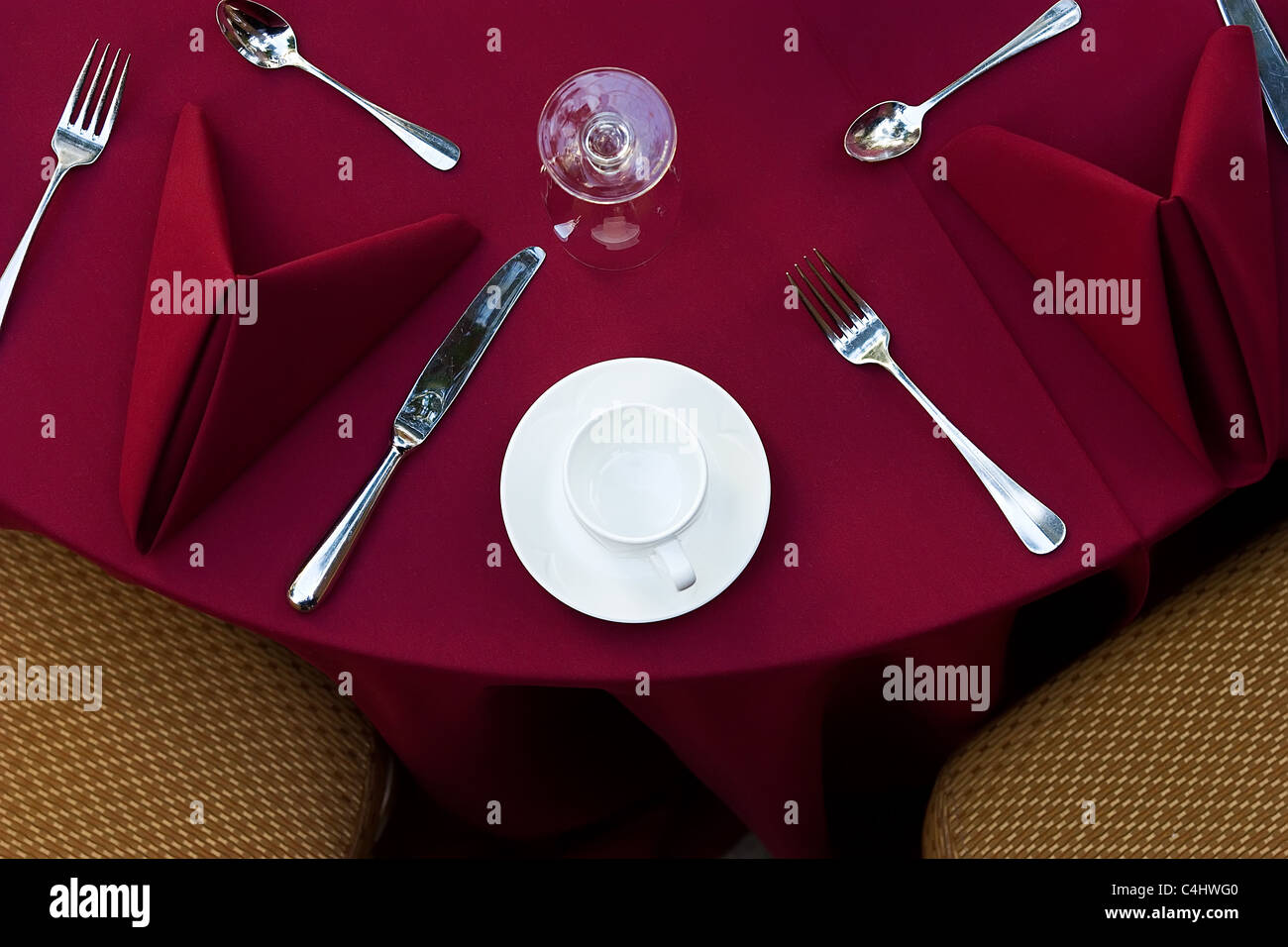 Tea cup and saucer hi-res stock photography and images - Alamy