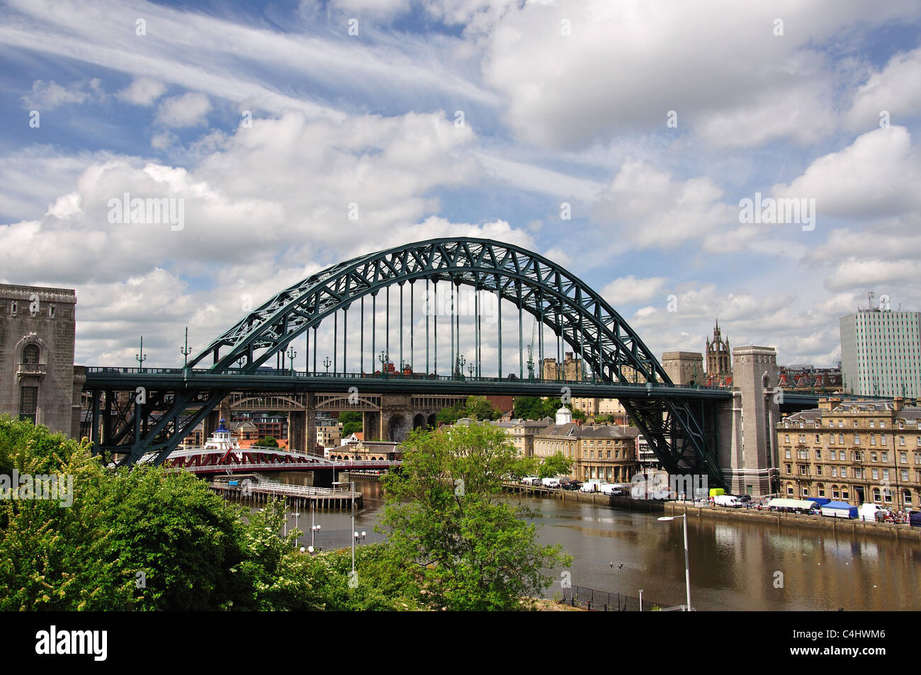 City view across River Tyne, Newcastle upon Tyne, Tyne and Wear ...
