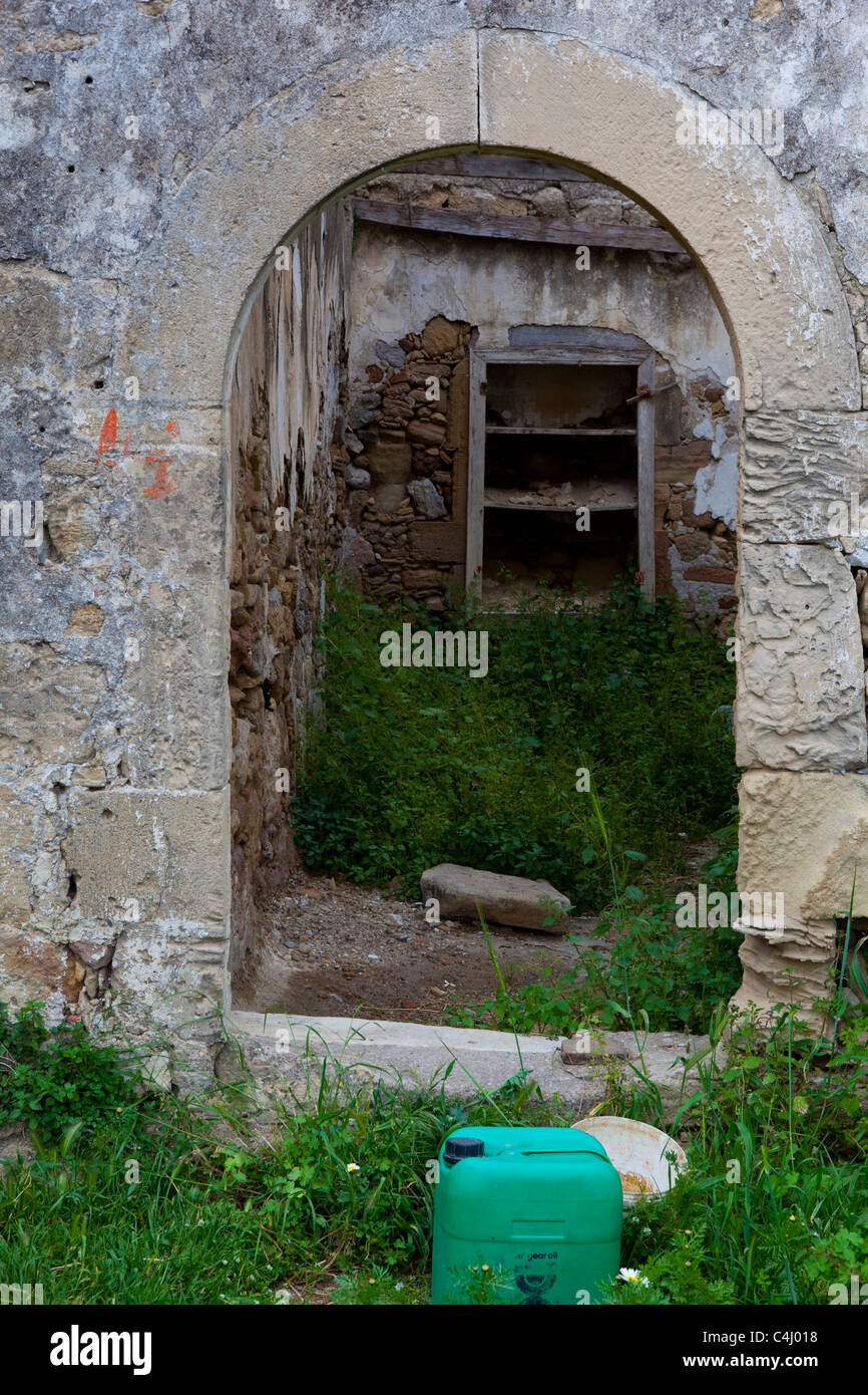 Ruined building in the ancient Hellenic city of Polyrinia, Crete Stock ...