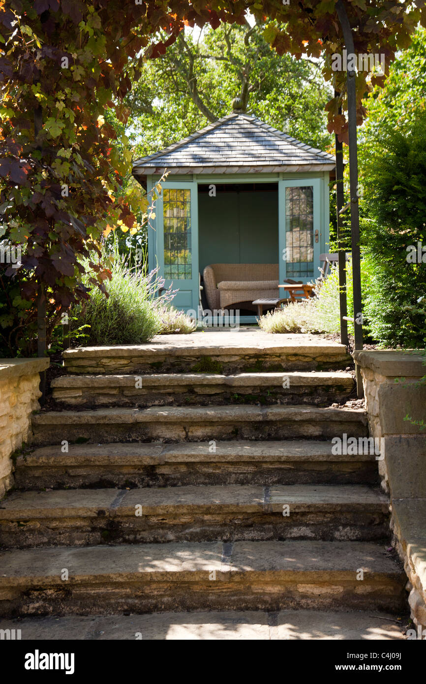 Summerhouse garden hi-res stock photography and images - Alamy