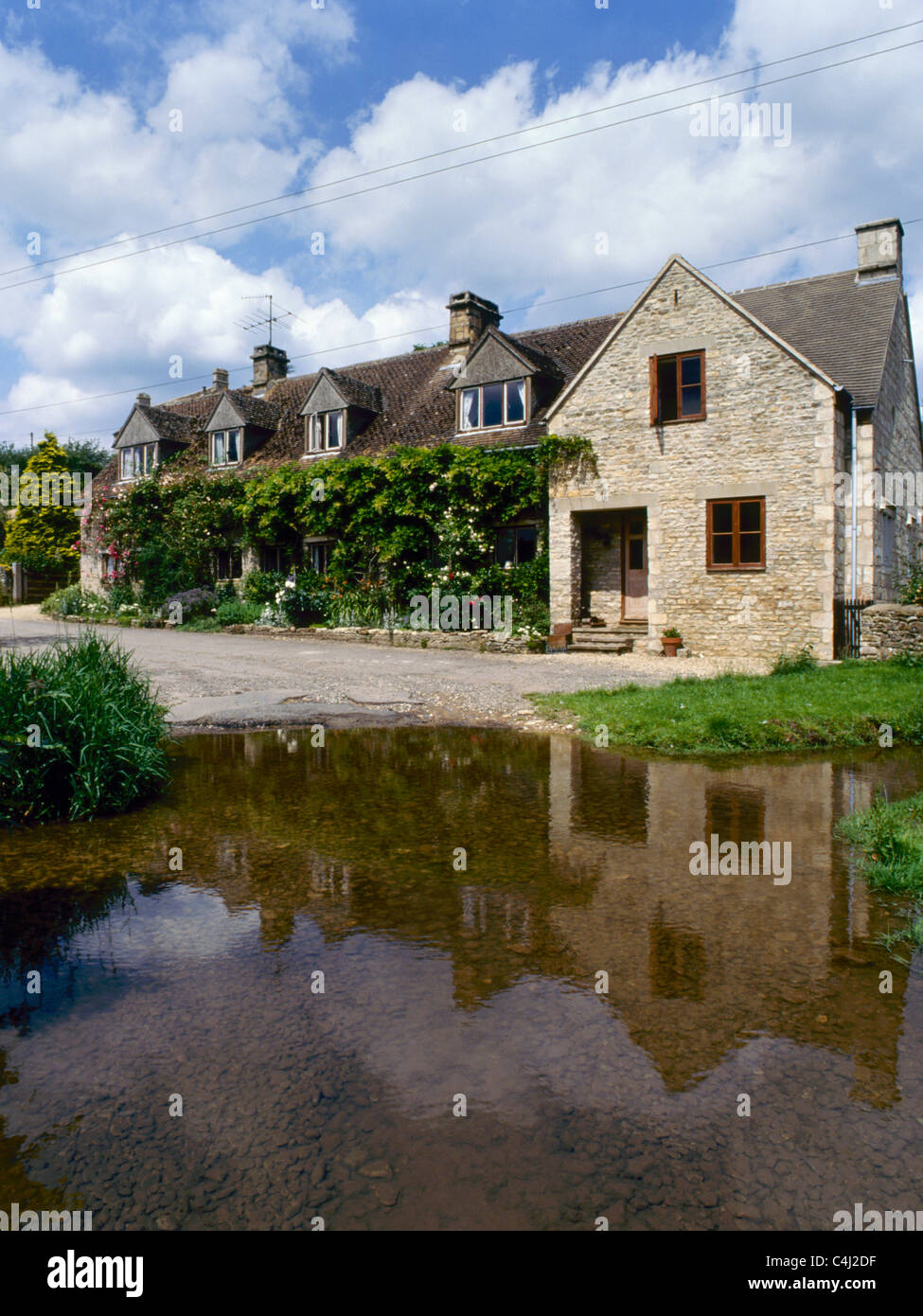 Duntisbourne rouse hi-res stock photography and images - Alamy