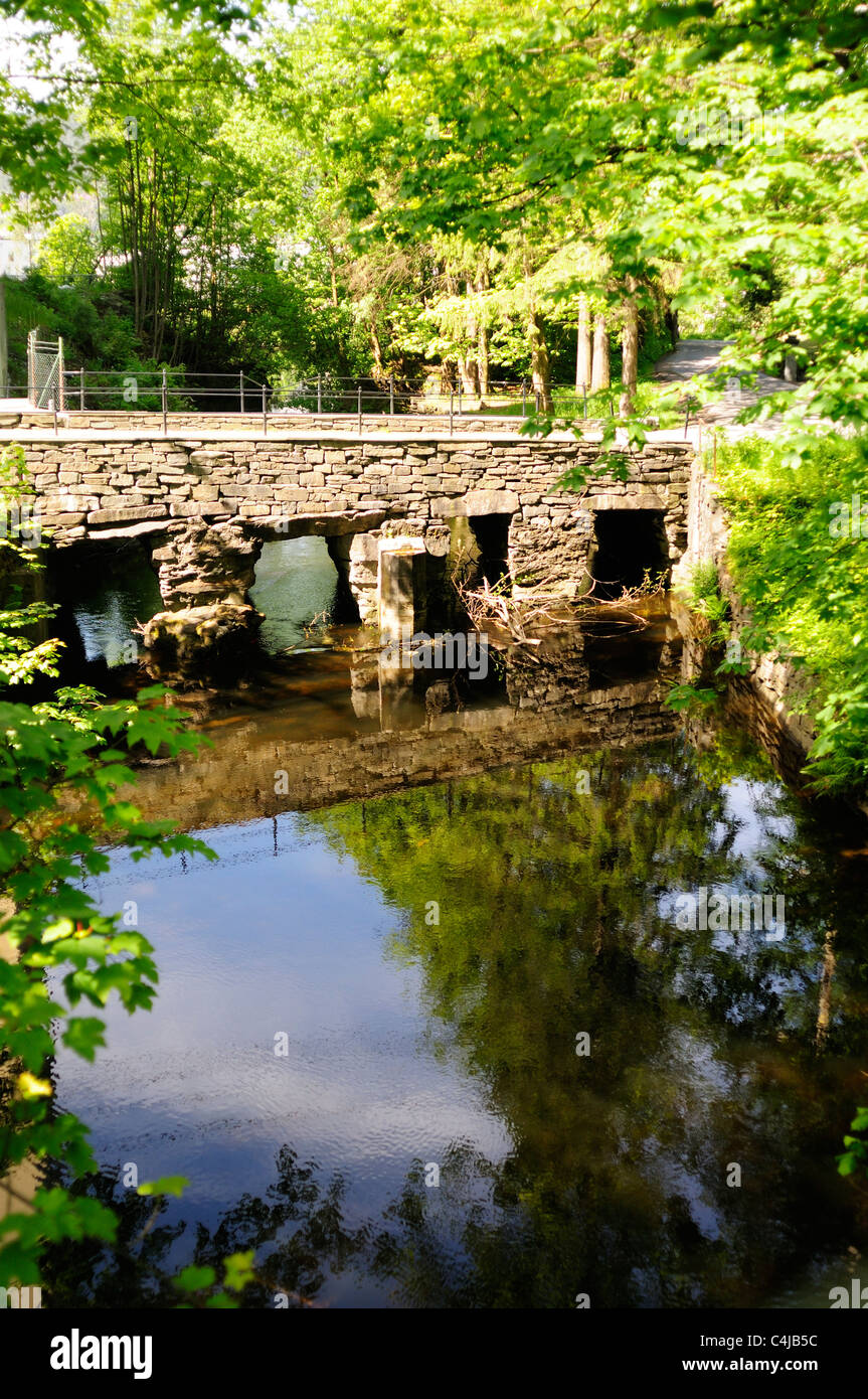old handmade stone bridge Stock Photo - Alamy