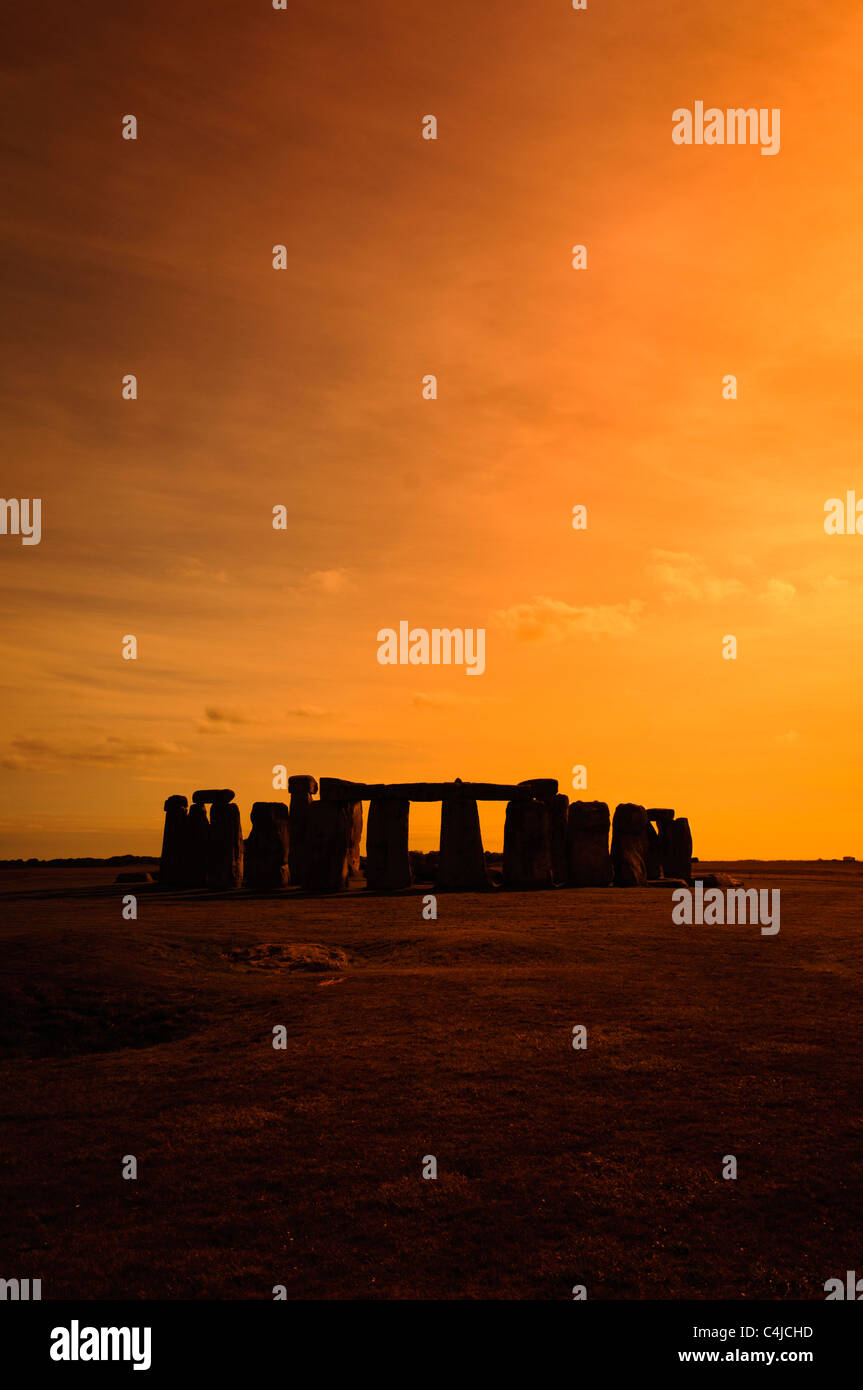 Stonehenge sunset through hi-res stock photography and images - Alamy