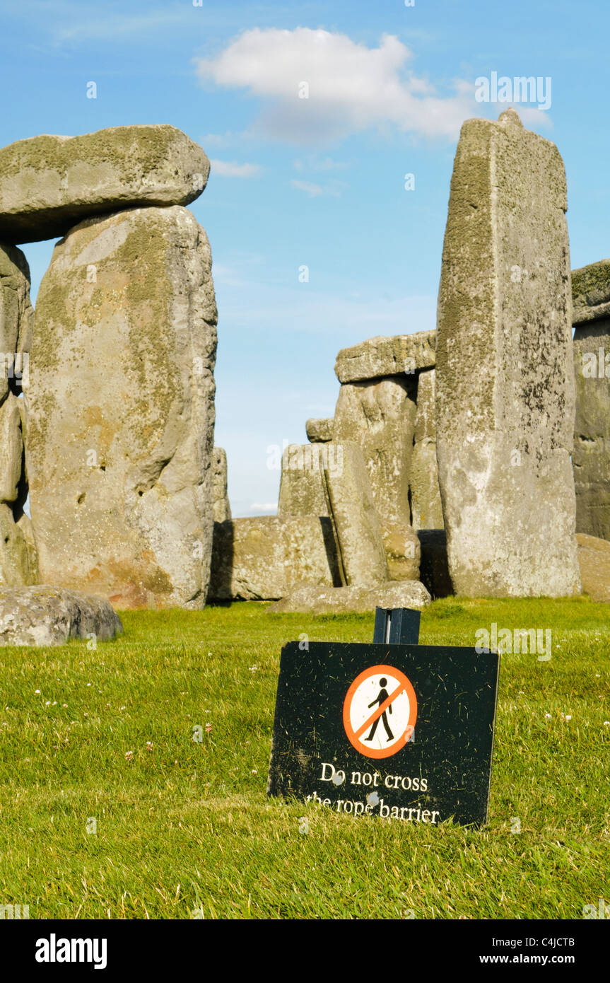 Stonehenge sign hi-res stock photography and images - Alamy