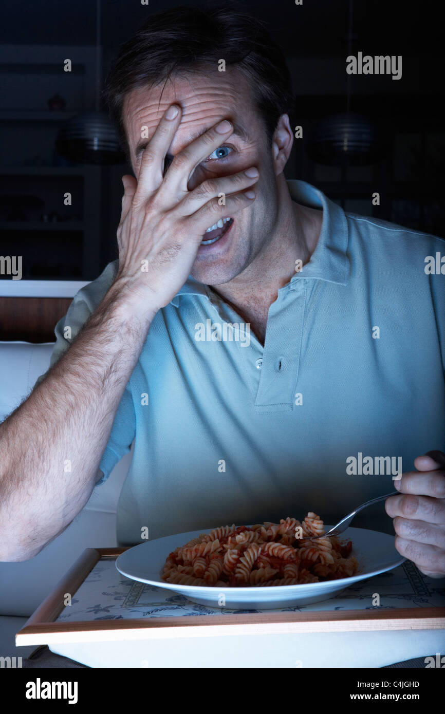 Frightened man hi-res stock photography and images - Alamy