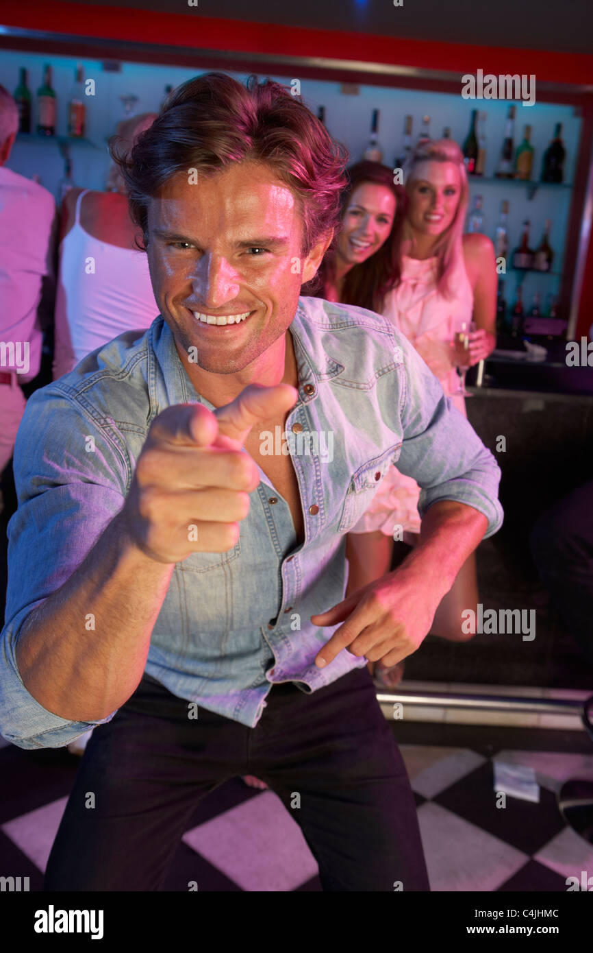 Crowded bar busy hi-res stock photography and images - Alamy