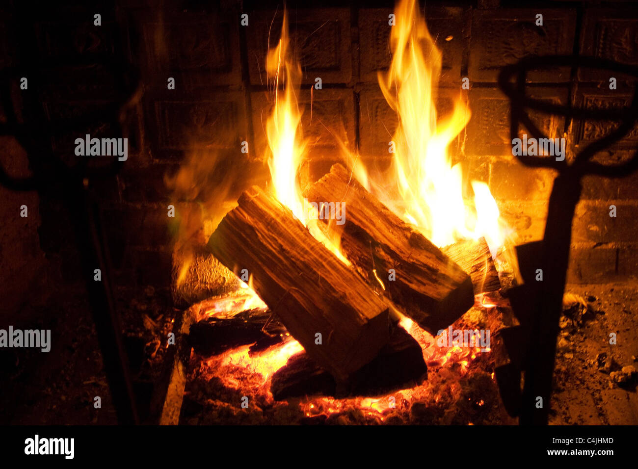 Warm fireplaces hi-res stock photography and images - Alamy