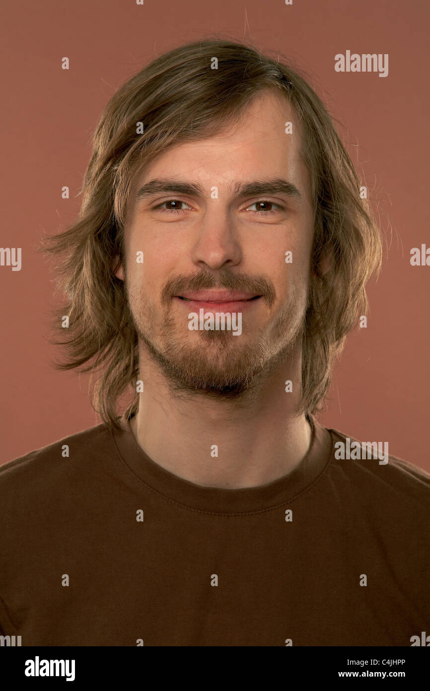 Man looks into camera Stock Photo - Alamy Man looks into camera Stock Photo - Alamy